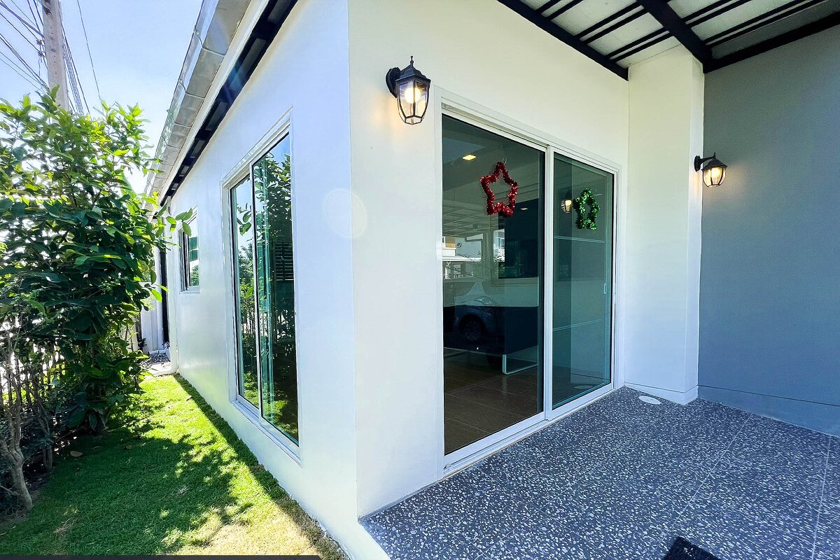 รับเหมาก่อสร้าง ต่อเติม และอาคารที่พักอาศัย by dmtcons & building